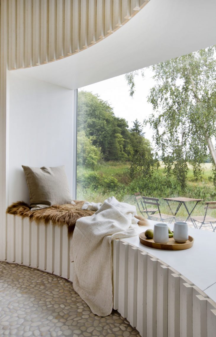 Jan Henrik Jansen's impressive Birkedal - Møn's round house in Denmark