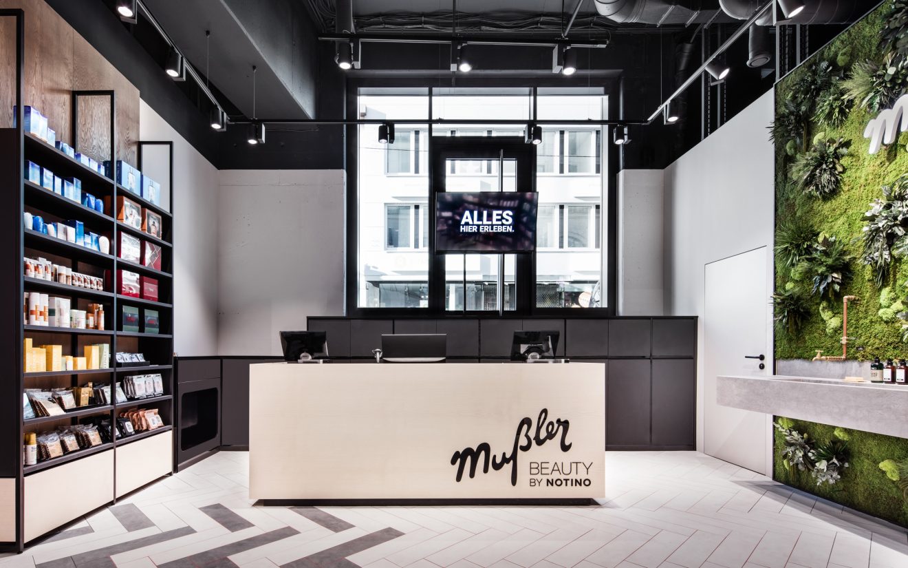 Loft-Style Condo in Denver by Robeson Design - Archiscene