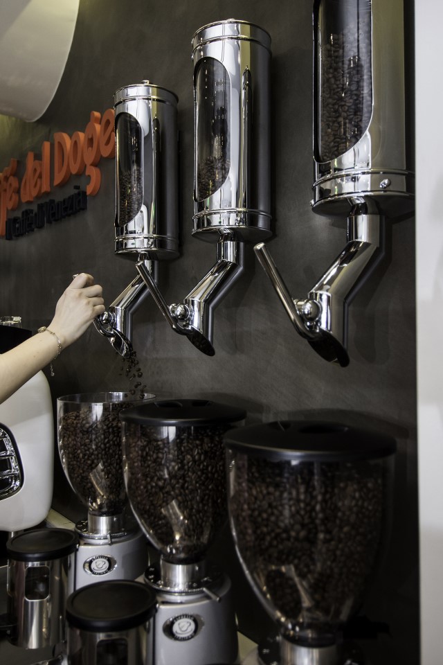 Caffè del Doge by Lab4 Architects - Archiscene - Your Daily