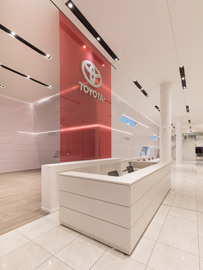 Toyota Motor Center Córdoba by eeg arquitectos - Archiscene
