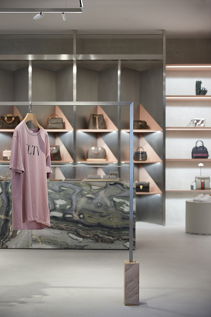 MUSÉE Flagship Store in Beijing by Studio8 - Archiscene