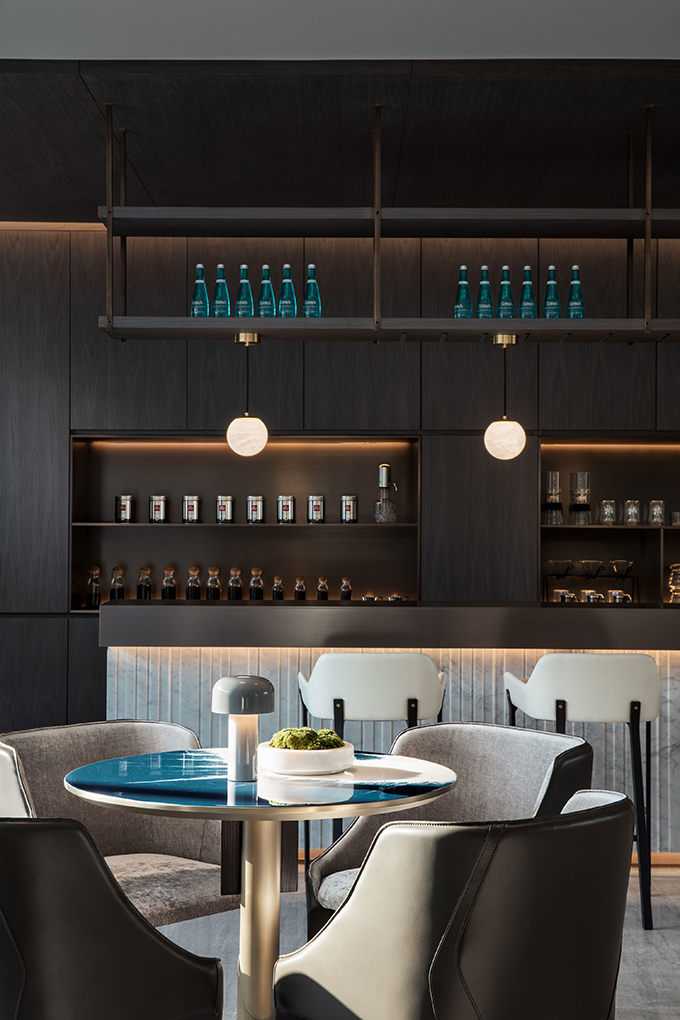 The "Jin " Life Aesthetics Hall by LWM ARCHITECTS + Shanghai Yue Jie