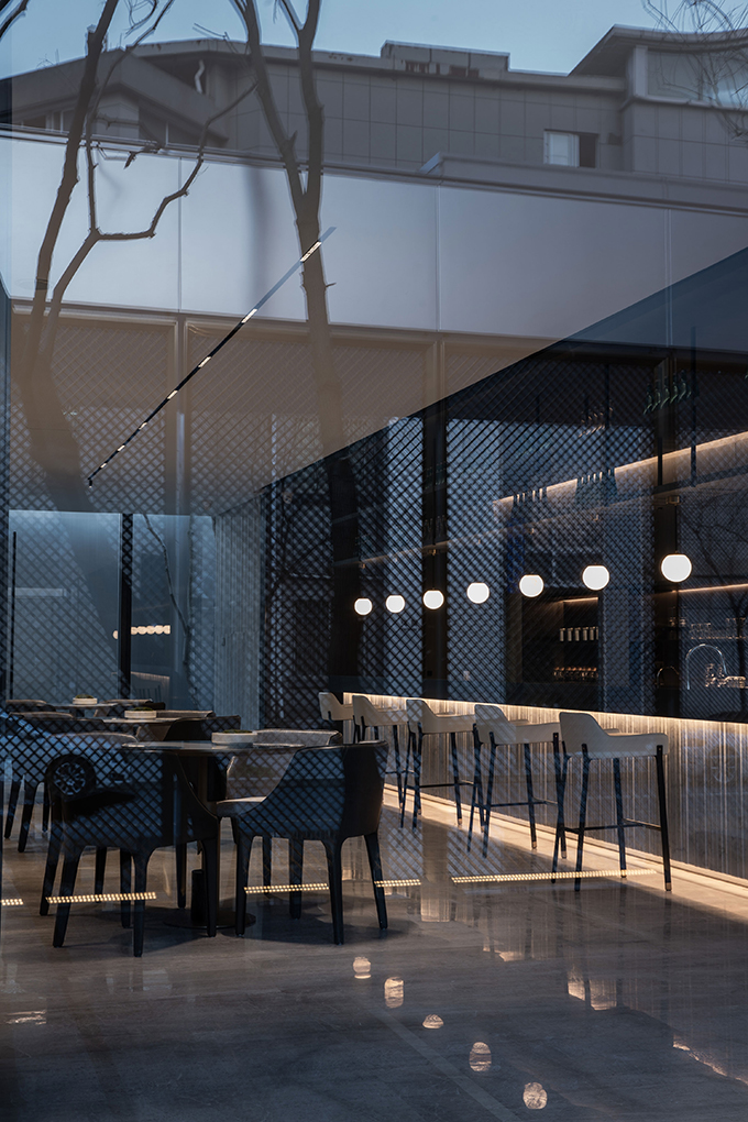 The "Jin " Life Aesthetics Hall by LWM ARCHITECTS + Shanghai Yue Jie