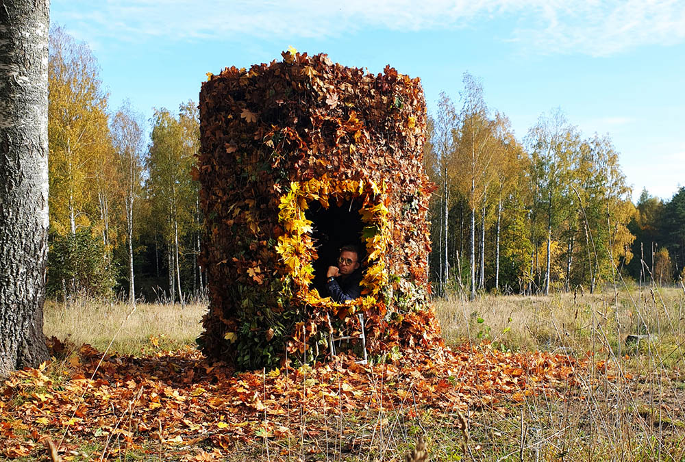 Leaf Hut by Ulf Mejergren Architects