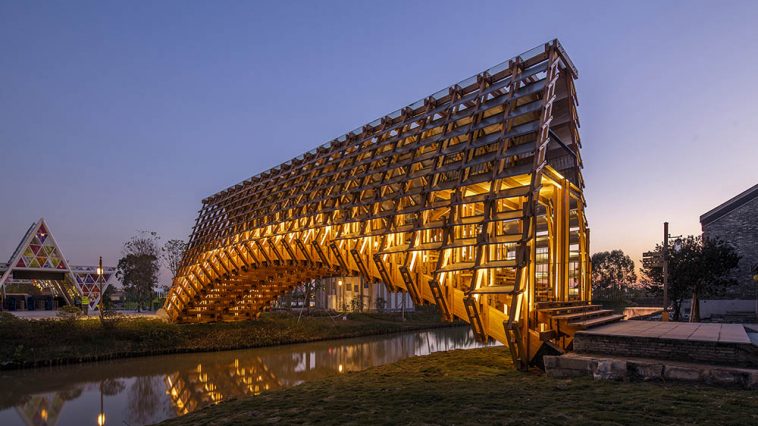 The O Bridge by Alex Daxböck and Chris Precht from penda