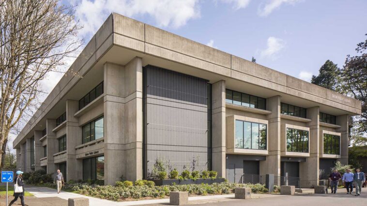 Hacker Architects completes Renovation of Salem Public Library