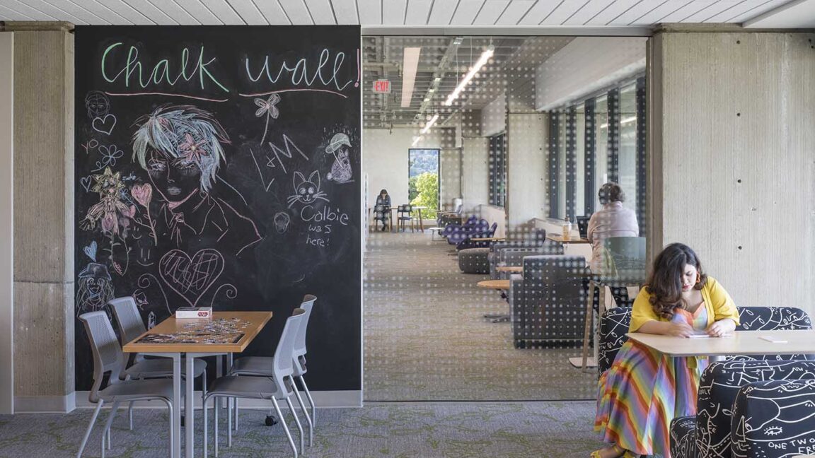 Hacker Architects completes Renovation of Salem Public Library