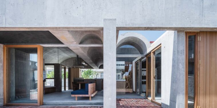 The Runners House by AR Design Studio