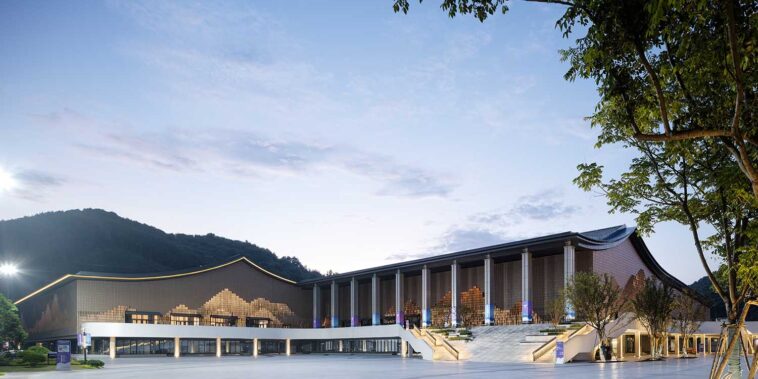 Diagonal Tower by SOM