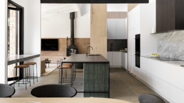 Jan Juc Acre House by Heartly and Project Now