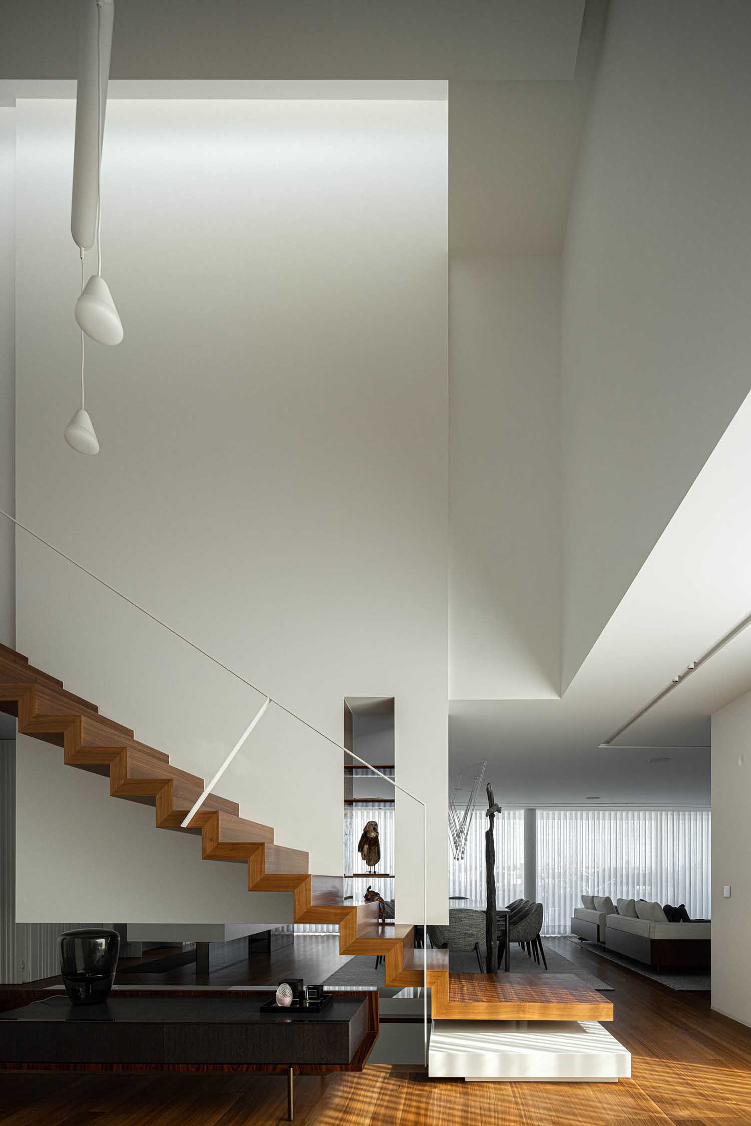 WhiteRisk House do atelier de arquitetura Risco Singular e fotog ...