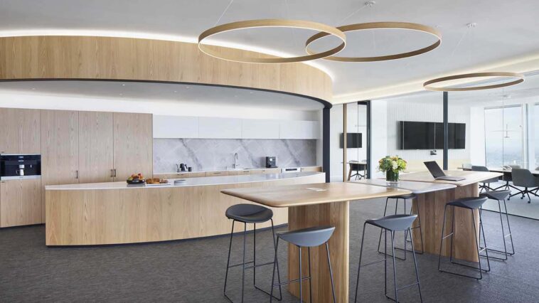 Salesforce Tower Office Space by Feldman Architecture