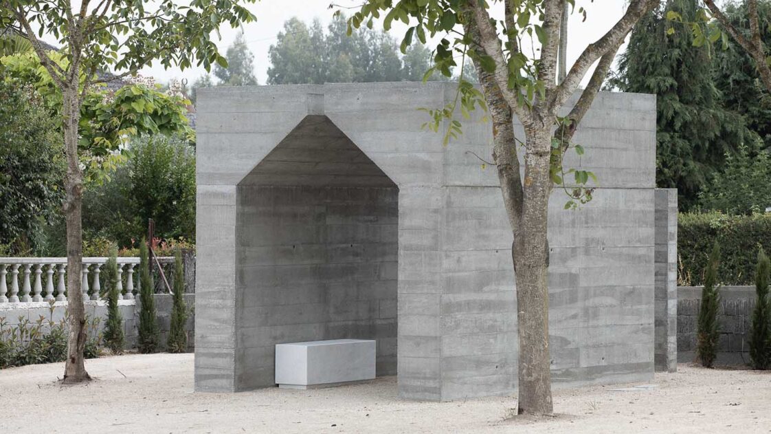 Capela de São João Batista by Covo Interiores Studio