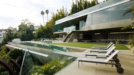 ARCHISCENE Takes You Inside the Iconic Sheats Goldstein Residence
