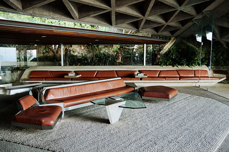 ARCHISCENE Takes You Inside the Iconic Sheats Goldstein Residence