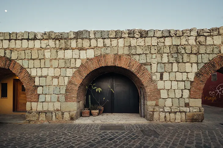 Casa Arco by RootStudio, © RootStudio (2) - Archiscene - Your Daily Architecture & Design Update