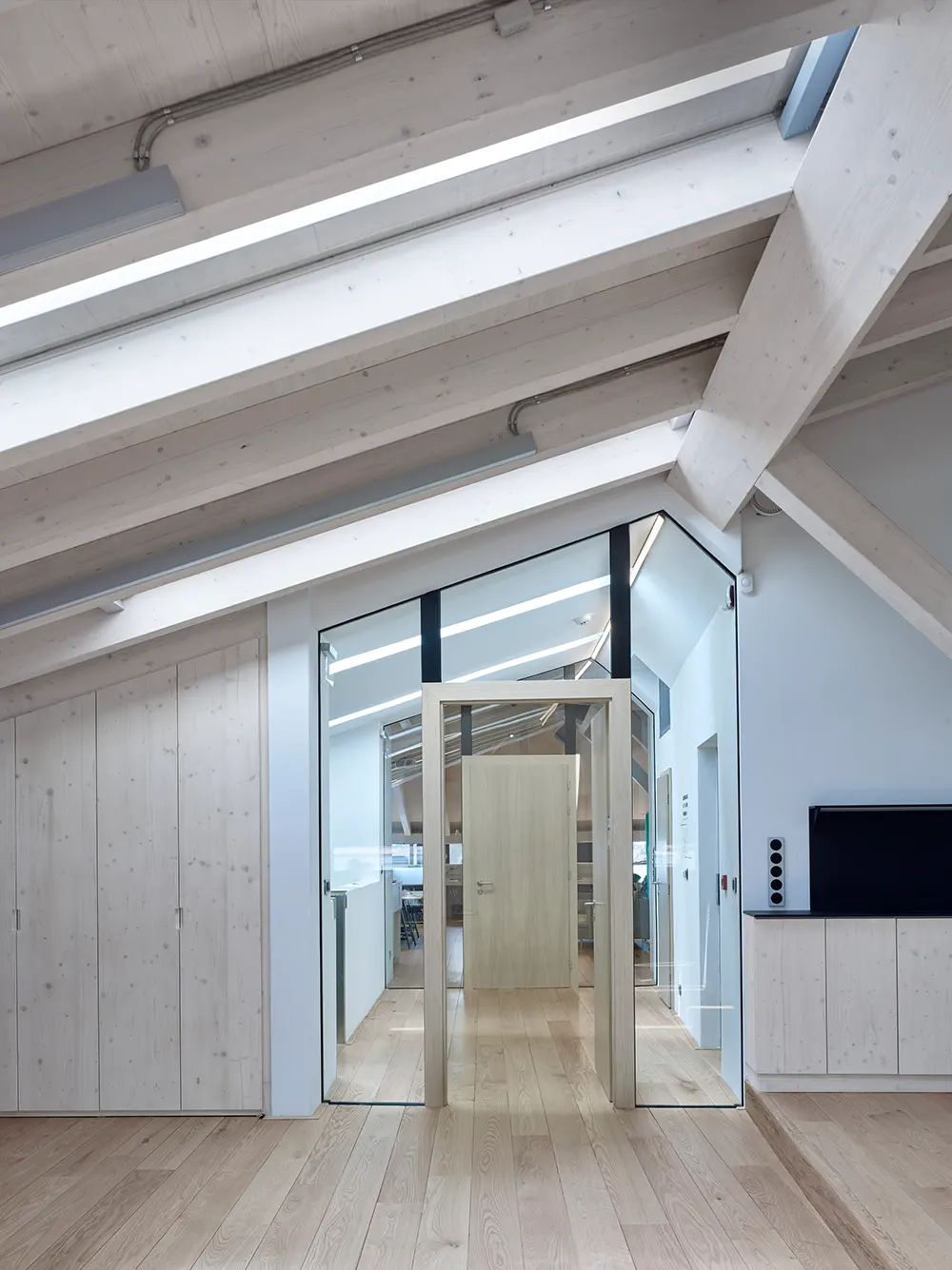 Silver House by Atelier Stepan (33) - Archiscene - Your Daily ...