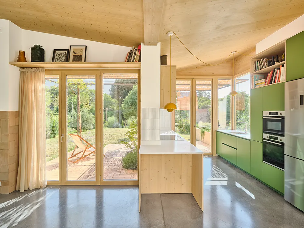 Butterfly House by Tallerdarquitectura (14) - Archiscene - Your Daily ...